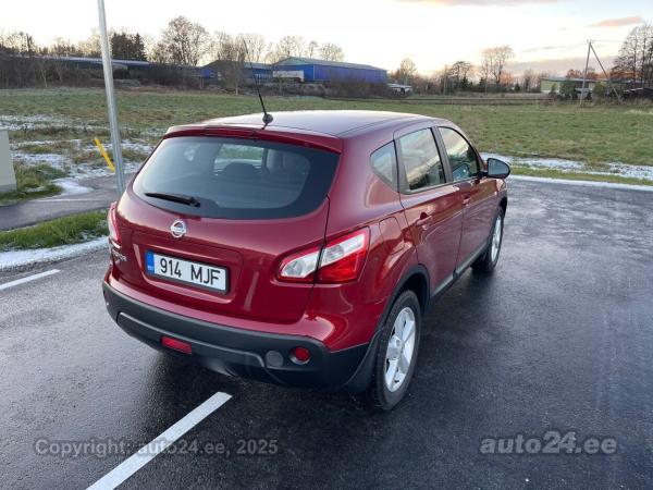 Nissan Qashqai 2013 in Tallinn, with an engine capacity of 1.60 L and mileage of 181 thousand km for 6500 €, photo 11 on AUTOMOTO.COM.LV