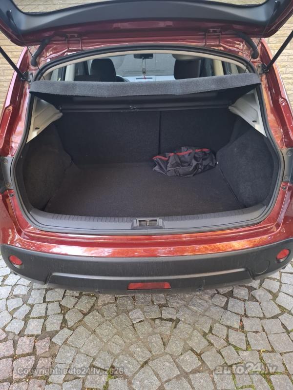 Nissan Qashqai 2013 Tallina, ar dzinēja tilpumu 1.60 L un nobraukumu 79 tūkst. km par 8450 €, foto 4 vietnē AUTOMOTO.COM.LV