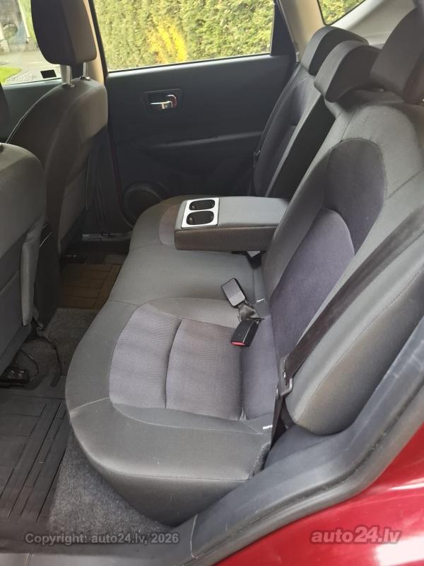 Nissan Qashqai 2013 Tallina, ar dzinēja tilpumu 1.60 L un nobraukumu 79 tūkst. km par 8450 €, foto 5 vietnē AUTOMOTO.COM.LV