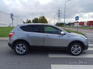 Nissan Qashqai 2013 Tallina, ar dzinēja tilpumu 1.60 L un nobraukumu 125 tūkst. km par 6500 €, foto 6 vietnē AUTOMOTO.COM.LV
