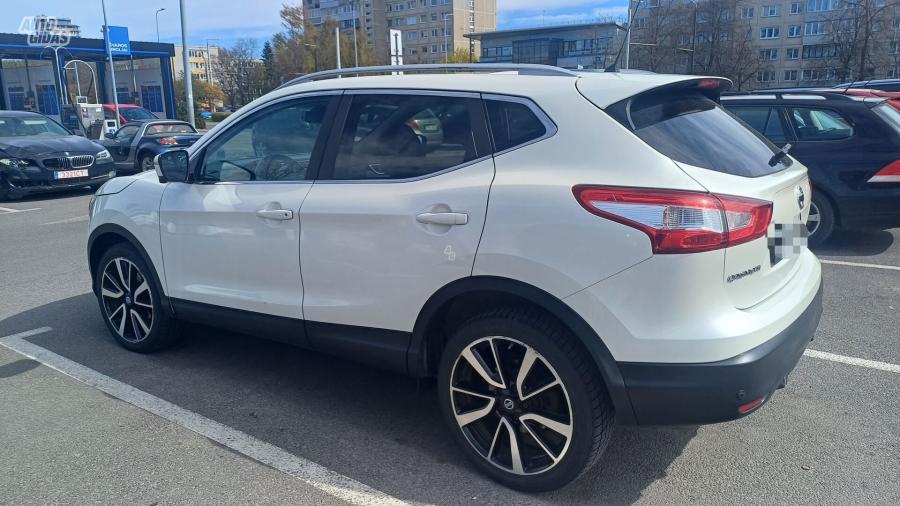 Nissan Qashqai 2016 Viļņa, ar dzinēja tilpumu 1.60 L un nobraukumu 266 tūkst. km par 10500 €, foto 1 vietnē AUTOMOTO.COM.LV