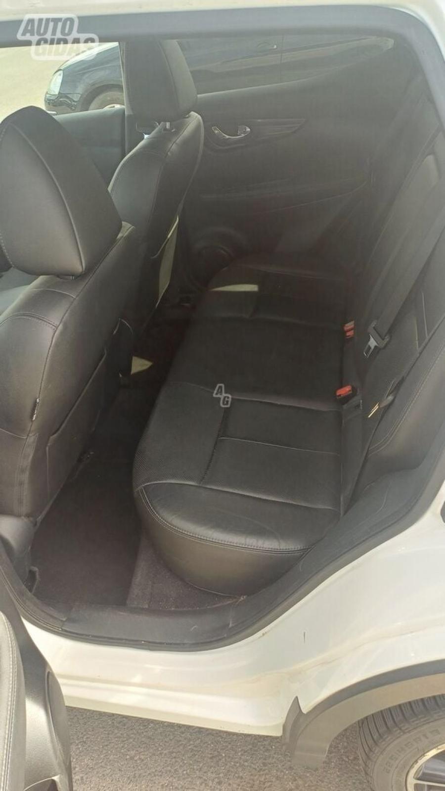 Nissan Qashqai 2016 Viļņa, ar dzinēja tilpumu 1.60 L un nobraukumu 266 tūkst. km par 10500 €, foto 5 vietnē AUTOMOTO.COM.LV