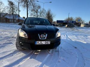 Nissan Qashqai 2008 in Alytus, with an engine capacity of 1.50 L and mileage of 237 thousand km for 4500 €, photo 2 on AUTOMOTO.COM.LV