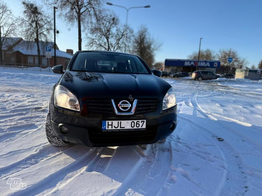 Nissan Qashqai 2008 in Alytus, with an engine capacity of 1.50 L and mileage of 237 thousand km for 4500 €, photo 2 on AUTOMOTO.COM.LV
