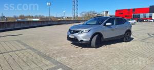 Nissan Qashqai 2014 in Riga, with an engine capacity of 1.50 L and mileage of 228 thousand km for 6900 €, photo  on AUTOMOTO.COM.LV