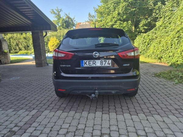 Nissan Qashqai 2015 Radviliškis, ar dzinēja tilpumu 1.60 L un nobraukumu 210 tūkst. km par 7900 €, foto 3 vietnē AUTOMOTO.COM.LV
