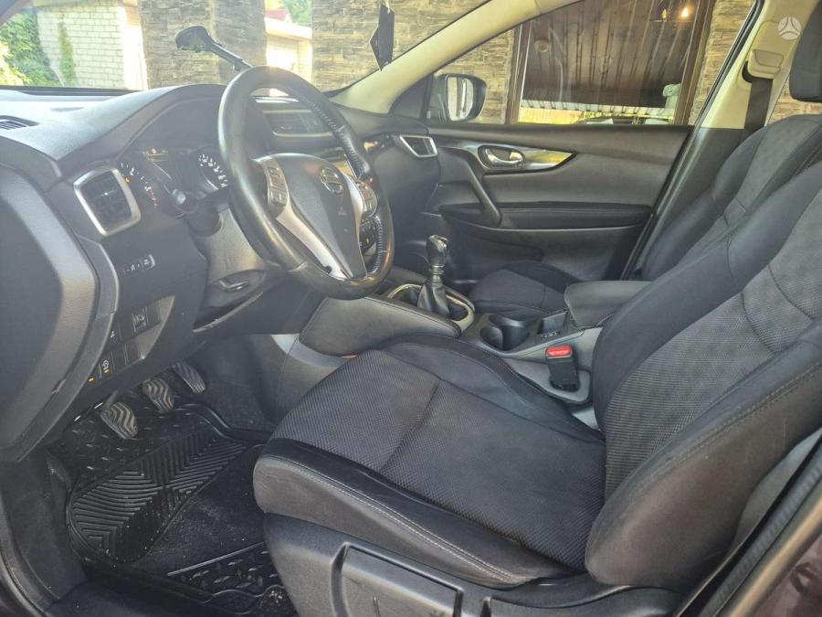 Nissan Qashqai 2015 Radviliškis, ar dzinēja tilpumu 1.60 L un nobraukumu 210 tūkst. km par 7900 €, foto 9 vietnē AUTOMOTO.COM.LV