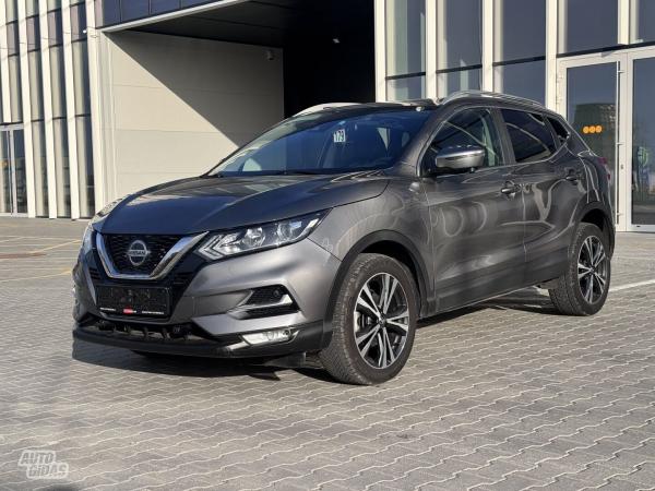 Nissan Qashqai 2021 in Vilnius, with an engine capacity of 1.30 L and mileage of 103 thousand km for 14950 €, photo 1 on AUTOMOTO.COM.LV