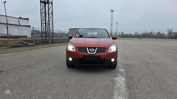 Oranžs Nissan Qashqai 2008 Marijampole, ar dzinēja tilpumu 2.00 L un nobraukumu 241 tūkst. km par 3100 €, foto 2 vietnē AUTOMOTO.COM.LV