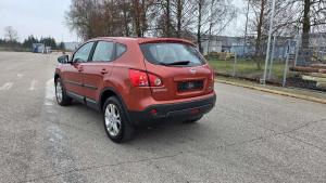 Orange Nissan Qashqai 2008 in Marijampole, with an engine capacity of 2.00 L and mileage of 241 thousand km for 3100 €, photo 7 on AUTOMOTO.COM.LV