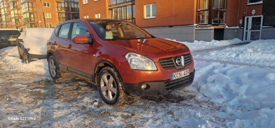 Orange Nissan Qashqai 2008 in Vilnius, with an engine capacity of 2.00 L and mileage of 250 thousand km for 2300 €, photo 2 on AUTOMOTO.COM.LV