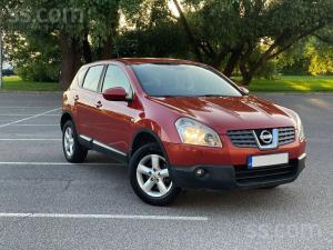 Oranžs Nissan Qashqai 2008 Rīga, ar dzinēja tilpumu 1.50 L un nobraukumu 234 tūkst. km par 2350 €, foto  vietnē AUTOMOTO.COM.LV