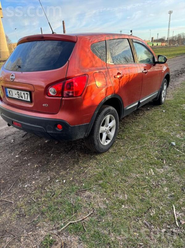 Oranžs Nissan Qashqai 2008 Liepāja, ar dzinēja tilpumu 1.50 L un nobraukumu 400 tūkst. km par 1600 €, foto 4 vietnē AUTOMOTO.COM.LV