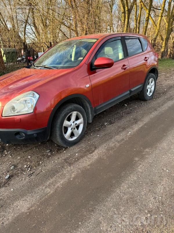 Oranžs Nissan Qashqai 2008 Liepāja, ar dzinēja tilpumu 1.50 L un nobraukumu 400 tūkst. km par 1600 €, foto 8 vietnē AUTOMOTO.COM.LV