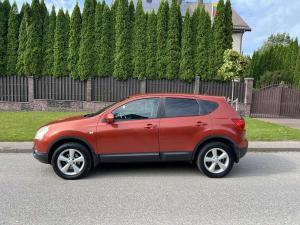 Orange Nissan Qashqai 2009 in Vilnius, with an engine capacity of 2.00 L and mileage of 223 thousand km for 2550 €, photo 3 on AUTOMOTO.COM.LV