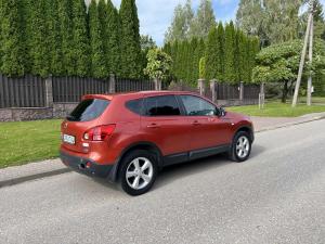 Orange Nissan Qashqai 2009 in Vilnius, with an engine capacity of 2.00 L and mileage of 223 thousand km for 2550 €, photo 7 on AUTOMOTO.COM.LV
