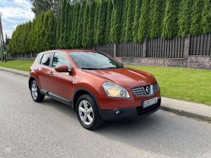 Orange Nissan Qashqai 2009 in Vilnius, with an engine capacity of 2.00 L and mileage of 223 thousand km for 2550 €, photo 9 on AUTOMOTO.COM.LV