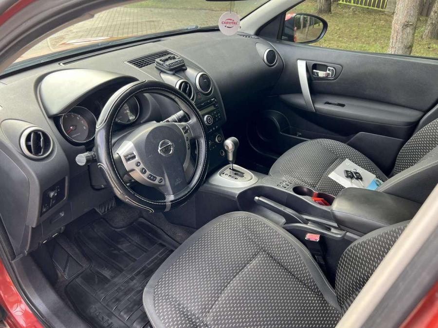 Orange Nissan Qashqai 2009 in Vilnius, with an engine capacity of 2.00 L and mileage of 223 thousand km for 2550 €, photo 10 on AUTOMOTO.COM.LV
