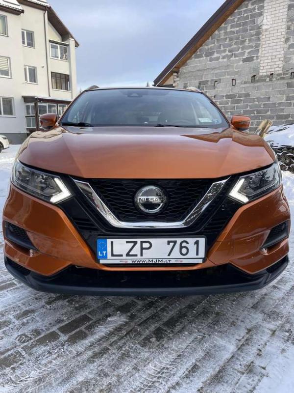 Orange Nissan Qashqai 2020 in Kretinga, with an engine capacity of 2.00 L and mileage of 46 thousand km for 16900 €, photo 6 on AUTOMOTO.COM.LV