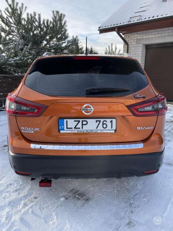 Orange Nissan Qashqai 2020 in Kretinga, with an engine capacity of 2.00 L and mileage of 46 thousand km for 16900 €, photo 9 on AUTOMOTO.COM.LV