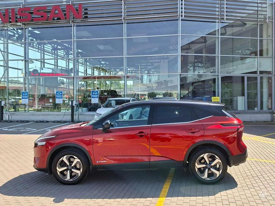 Orange Nissan Qashqai 2023 in Vilnius, with an engine capacity of 1.50 L and mileage of 60 thousand km for 26900 €, photo 3 on AUTOMOTO.COM.LV