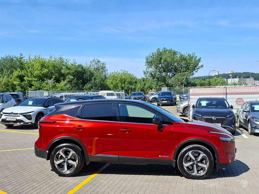 Orange Nissan Qashqai 2023 in Vilnius, with an engine capacity of 1.50 L and mileage of 60 thousand km for 26900 €, photo 6 on AUTOMOTO.COM.LV