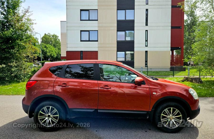 Oranžs Nissan Qashqai 2007 Tallina, ar dzinēja tilpumu 2.00 L un nobraukumu 255 tūkst. km par 1998 €, foto 3 vietnē AUTOMOTO.COM.LV