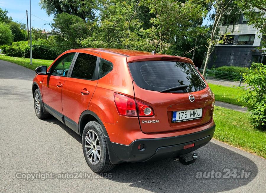 Oranžs Nissan Qashqai 2007 Tallina, ar dzinēja tilpumu 2.00 L un nobraukumu 255 tūkst. km par 1998 €, foto 4 vietnē AUTOMOTO.COM.LV