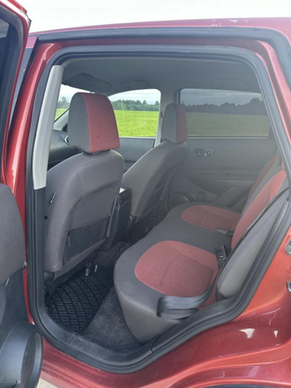 Oranžs Nissan Qashqai 2007 Tallina, ar dzinēja tilpumu 2.00 L un nobraukumu 248 tūkst. km par 2300 €, foto 9 vietnē AUTOMOTO.COM.LV