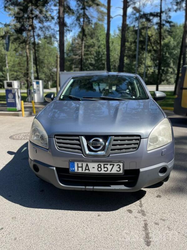 Nissan Qashqai 2008 in Riga, with an engine capacity of 2.00 L and mileage of 201 thousand km for 3950 €, photo 3 on AUTOMOTO.COM.LV