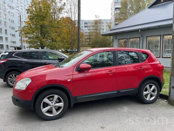 Red Nissan Qashqai 2008 in Riga, with an engine capacity of 2.00 L and mileage of 242 thousand km for 3000 €, photo 2 on AUTOMOTO.COM.LV