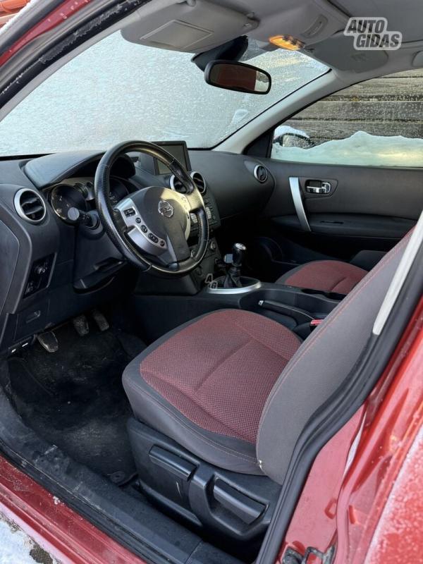 Sarkans Nissan Qashqai 2008 Viļņa, ar dzinēja tilpumu 1.50 L un nobraukumu 310 tūkst. km par 2300 €, foto 4 vietnē AUTOMOTO.COM.LV