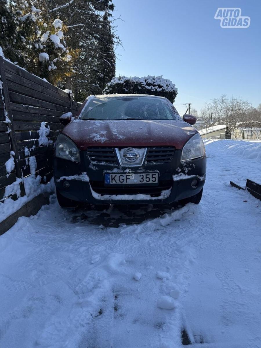 Sarkans Nissan Qashqai 2008 Viļņa, ar dzinēja tilpumu 1.50 L un nobraukumu 310 tūkst. km par 2300 €, foto 6 vietnē AUTOMOTO.COM.LV