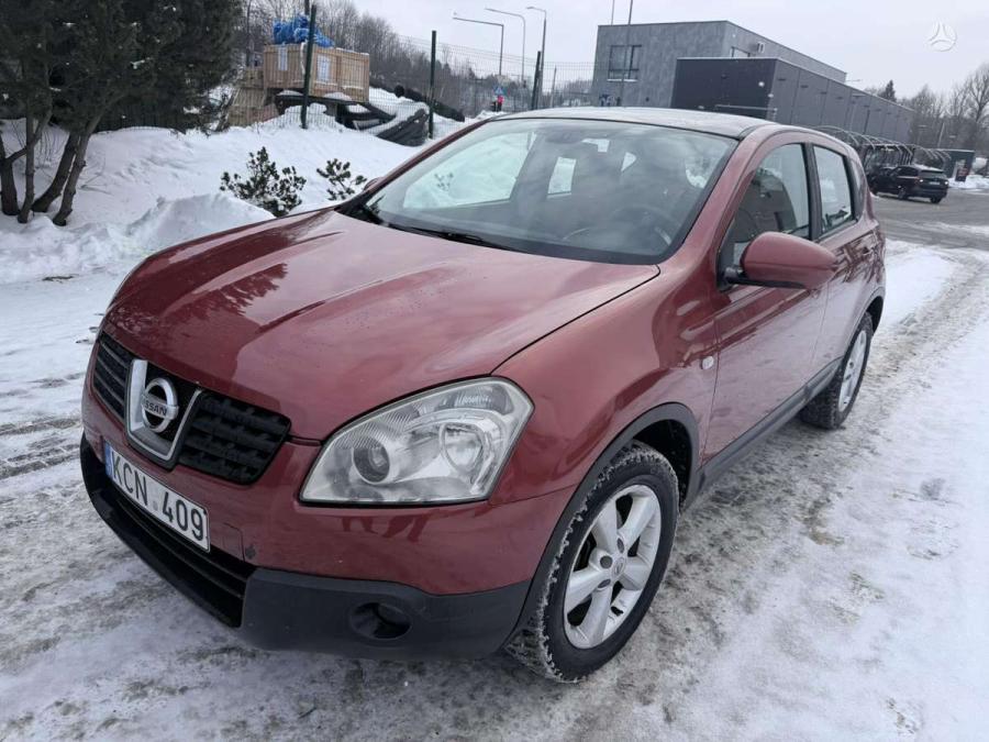Sarkans Nissan Qashqai 2008 Viļņa, ar dzinēja tilpumu 2.00 L un nobraukumu 241 tūkst. km par 1950 €, foto 4 vietnē AUTOMOTO.COM.LV
