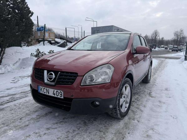 Red Nissan Qashqai 2008 in Vilnius, with an engine capacity of 2.00 L and mileage of 241 thousand km for 1950 €, photo 5 on AUTOMOTO.COM.LV