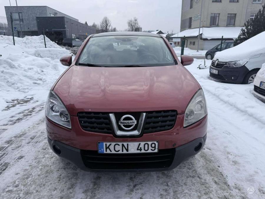 Sarkans Nissan Qashqai 2008 Viļņa, ar dzinēja tilpumu 2.00 L un nobraukumu 241 tūkst. km par 1950 €, foto 6 vietnē AUTOMOTO.COM.LV