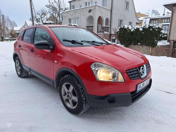 Sarkans Nissan Qashqai 2008 Kelmė, ar dzinēja tilpumu 1.46 L un nobraukumu 280 tūkst. km par 2900 €, foto 1 vietnē AUTOMOTO.COM.LV
