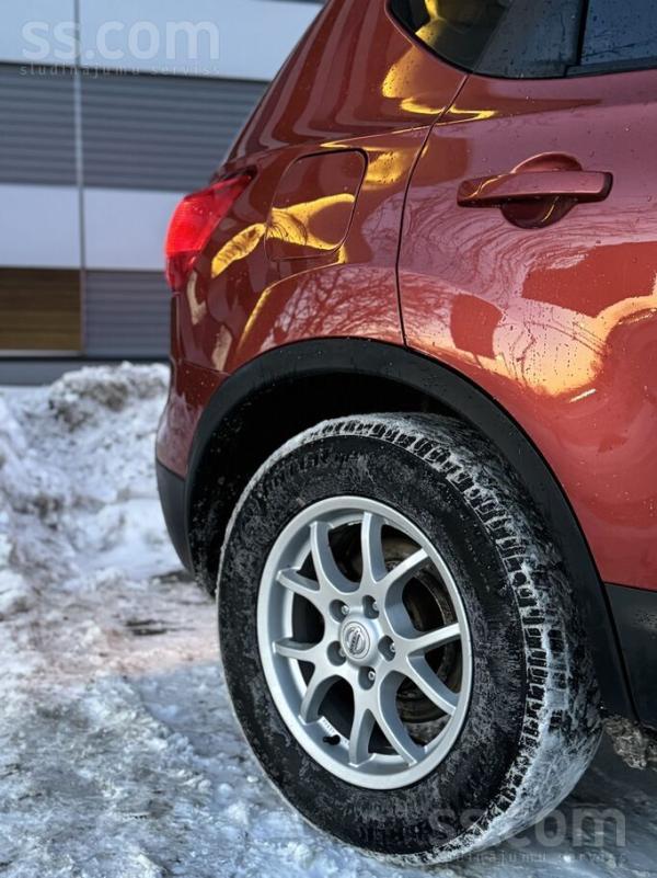 Sarkans Nissan Qashqai 2008 Rīga, ar dzinēja tilpumu 2.00 L un nobraukumu 308 tūkst. km par 2950 €, foto 5 vietnē AUTOMOTO.COM.LV