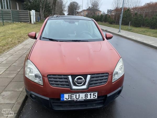 Sarkans Nissan Qashqai 2008 Viļņa, ar dzinēja tilpumu 1.50 L un nobraukumu 510 tūkst. km par 3800 €, foto 1 vietnē AUTOMOTO.COM.LV