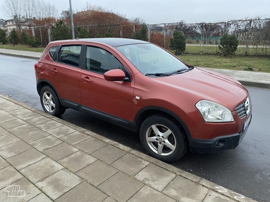 Sarkans Nissan Qashqai 2008 Viļņa, ar dzinēja tilpumu 1.50 L un nobraukumu 510 tūkst. km par 3800 €, foto 2 vietnē AUTOMOTO.COM.LV