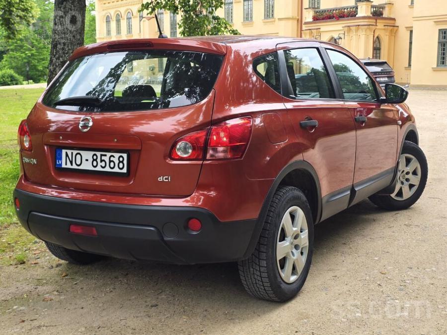 Sarkans Nissan Qashqai 2008 Rīga, ar dzinēja tilpumu 1.50 L un nobraukumu 129 tūkst. km par 5900 €, foto 5 vietnē AUTOMOTO.COM.LV