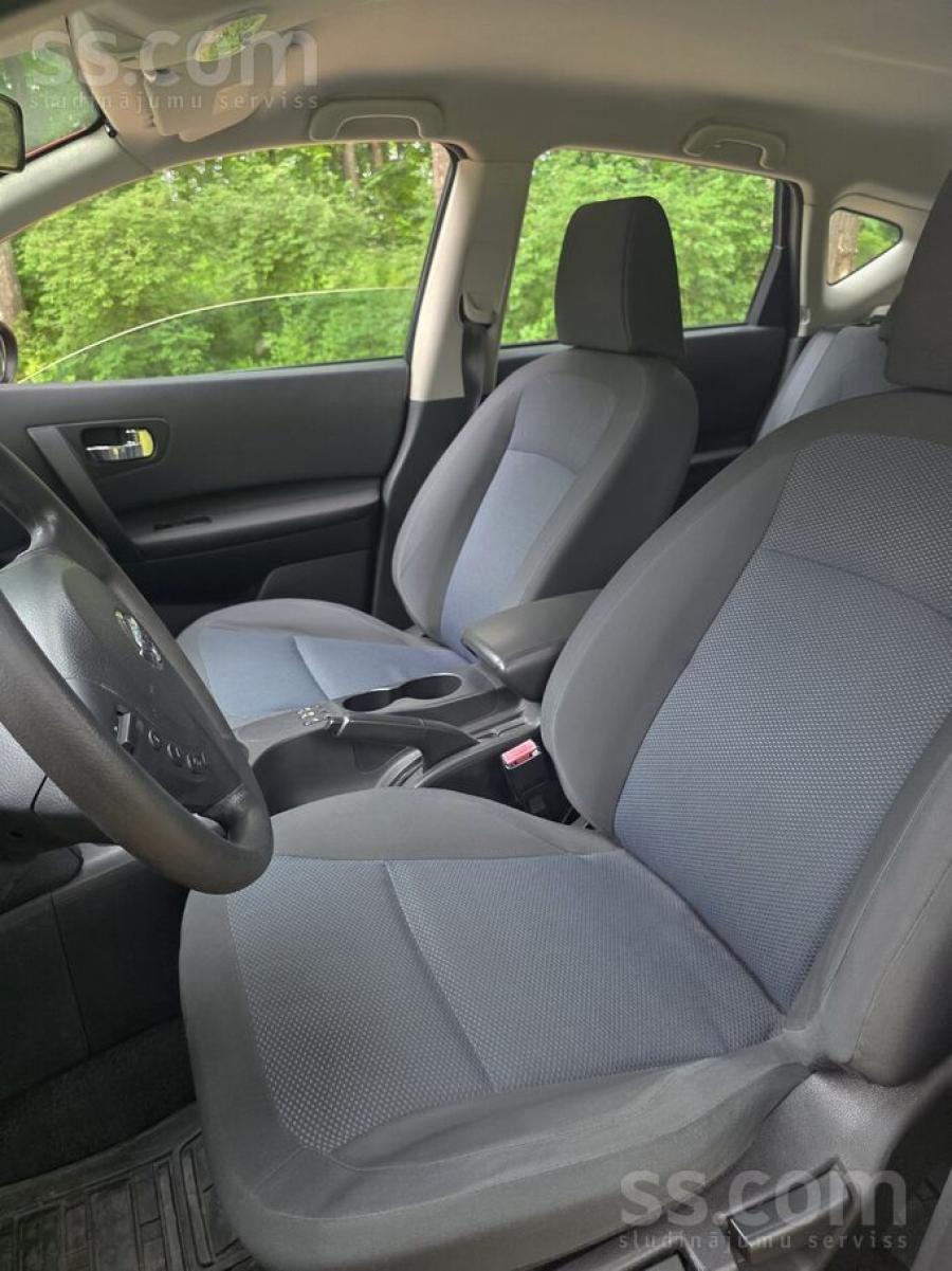 Sarkans Nissan Qashqai 2008 Rīga, ar dzinēja tilpumu 1.50 L un nobraukumu 129 tūkst. km par 5900 €, foto 9 vietnē AUTOMOTO.COM.LV
