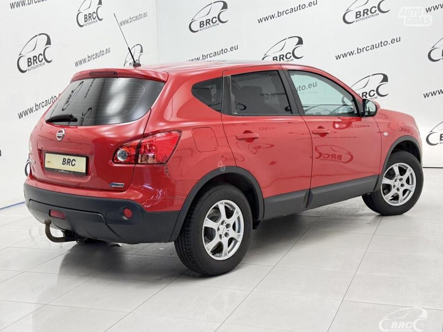 Sarkans Nissan Qashqai 2008 Avižieniai, ar dzinēja tilpumu 2.00 L un nobraukumu 286 tūkst. km par 3500 €, foto 3 vietnē AUTOMOTO.COM.LV