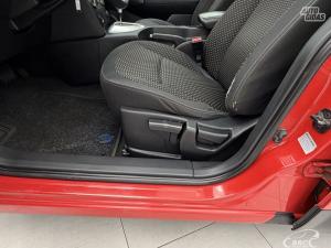 Sarkans Nissan Qashqai 2008 Avižieniai, ar dzinēja tilpumu 2.00 L un nobraukumu 286 tūkst. km par 3500 €, foto 21 vietnē AUTOMOTO.COM.LV
