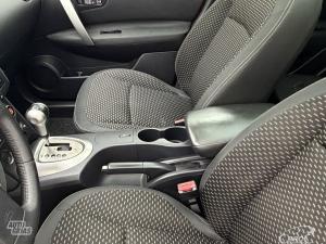 Sarkans Nissan Qashqai 2008 Avižieniai, ar dzinēja tilpumu 2.00 L un nobraukumu 286 tūkst. km par 3500 €, foto 23 vietnē AUTOMOTO.COM.LV