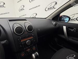 Sarkans Nissan Qashqai 2008 Avižieniai, ar dzinēja tilpumu 2.00 L un nobraukumu 286 tūkst. km par 3500 €, foto 26 vietnē AUTOMOTO.COM.LV