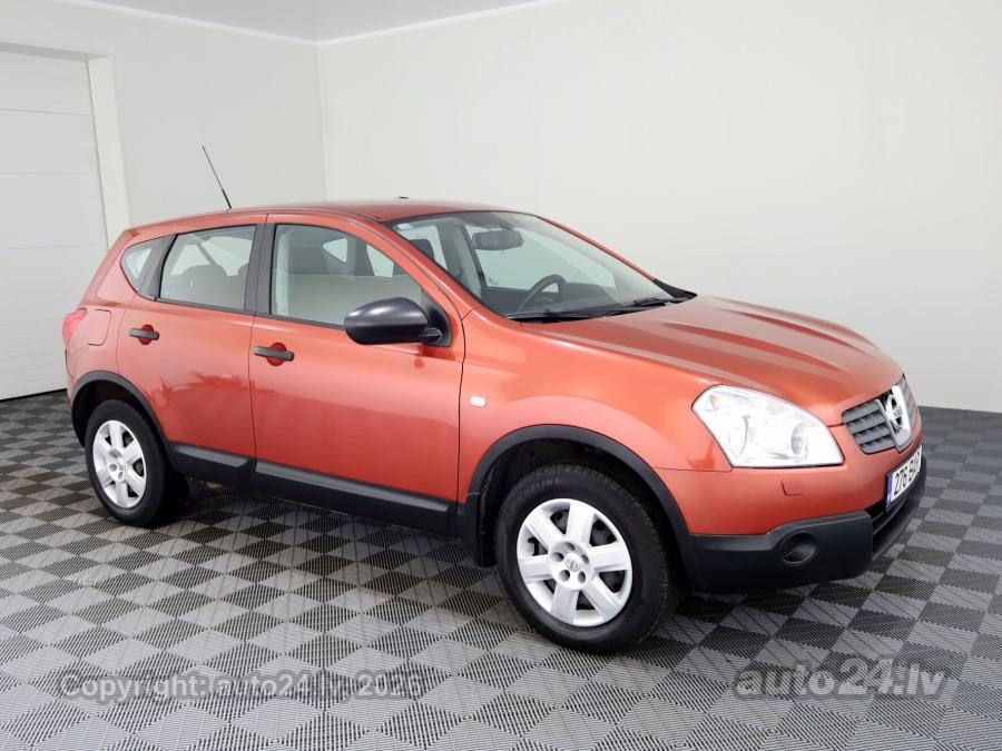 Красный Ниссан Кашкай 2008 в Таллин, объемом двигателя 2.00 л и пробегом 249 тыс. км за 2699 €, фото 1 на AUTOMOTO.COM.LV