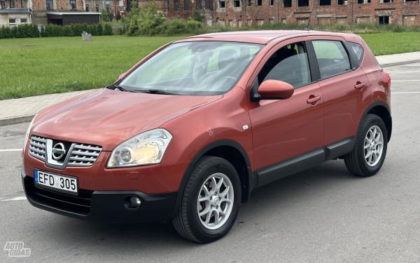 Sarkans Nissan Qashqai 2008 Šauļi, ar dzinēja tilpumu 1.50 L un nobraukumu 154 tūkst. km par 3300 €, foto 4 vietnē AUTOMOTO.COM.LV