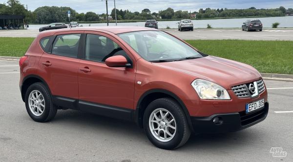 Sarkans Nissan Qashqai 2008 Šauļi, ar dzinēja tilpumu 1.50 L un nobraukumu 154 tūkst. km par 3300 €, foto 5 vietnē AUTOMOTO.COM.LV