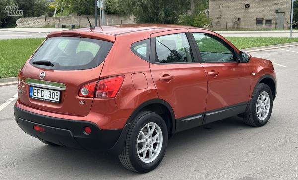 Sarkans Nissan Qashqai 2008 Šauļi, ar dzinēja tilpumu 1.50 L un nobraukumu 154 tūkst. km par 3300 €, foto 6 vietnē AUTOMOTO.COM.LV